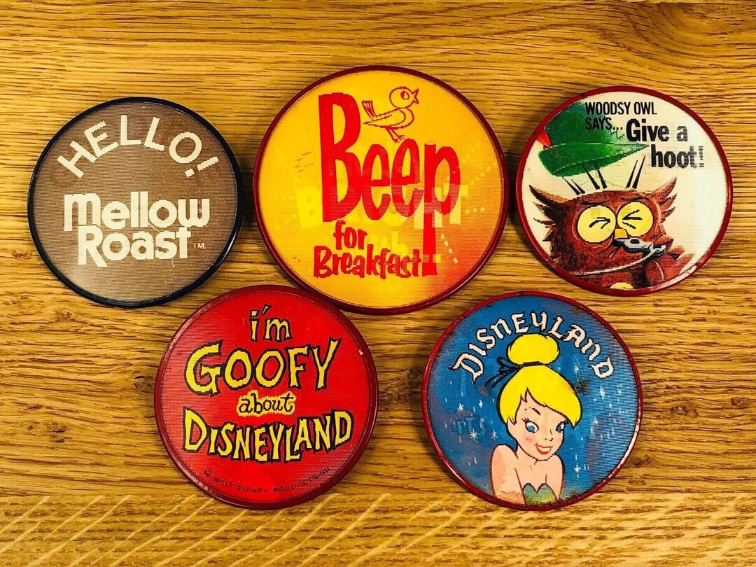 5 Vari Vue Pin Buttons Pin-back Advertising Memorabilia Disney Souvenir ...