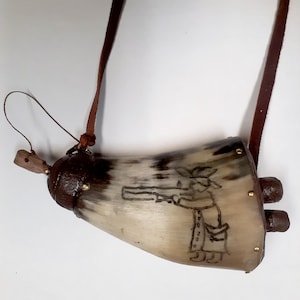 Priming Flask for Flintlock Flatten Cow Horn Colonial Scrimshaw - Etsy