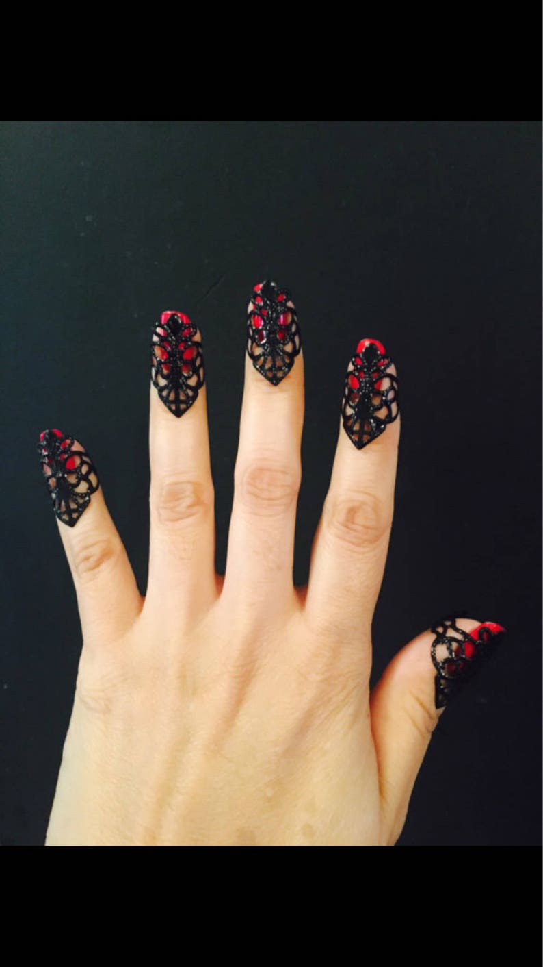 Filigree Mini Claw Rings, Nail Tips or Nail Jewels, Made in Black Color ...