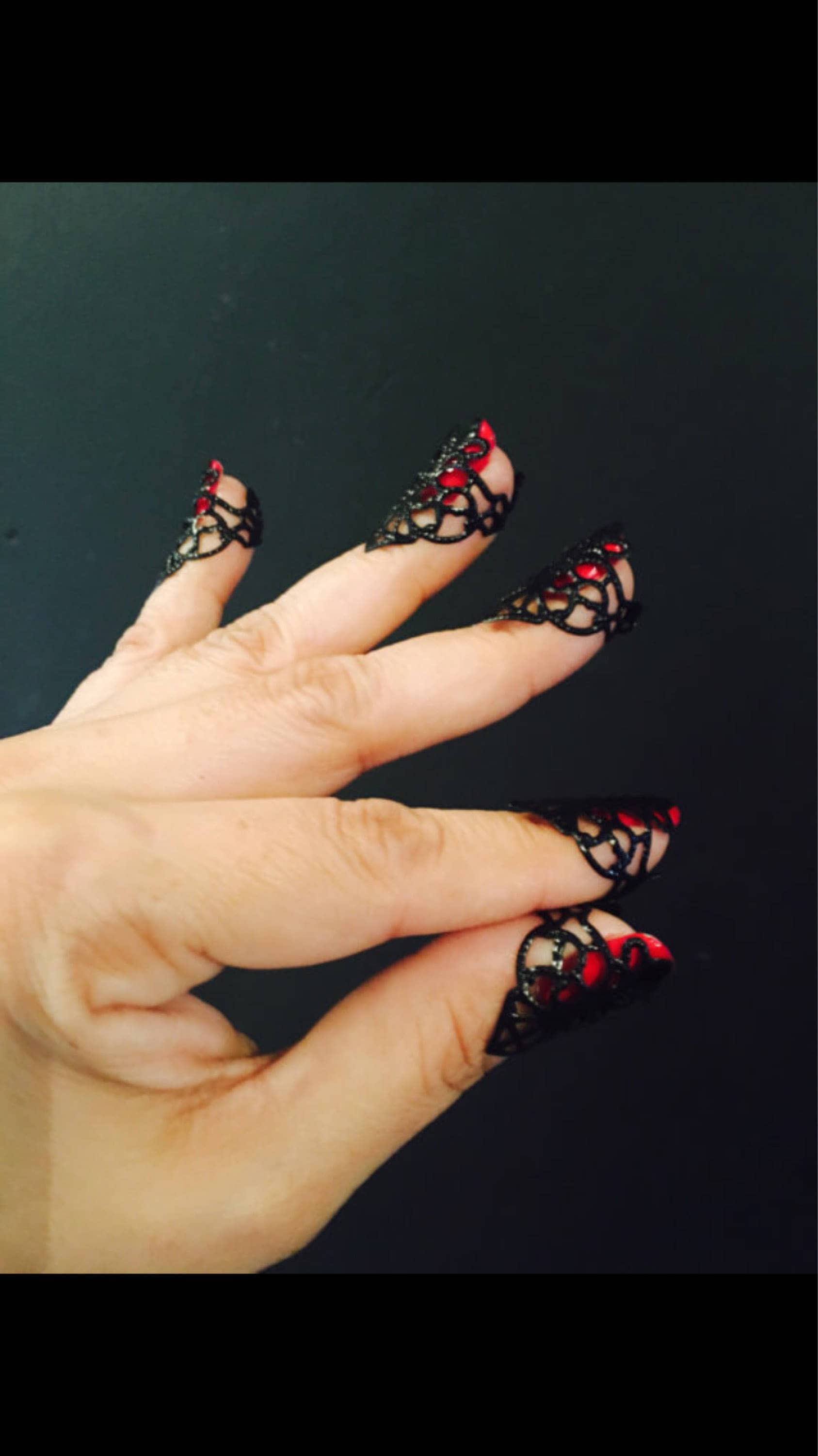Filigree Mini Claw Rings, Nail Tips or Nail Jewels, Made in Black Color ...