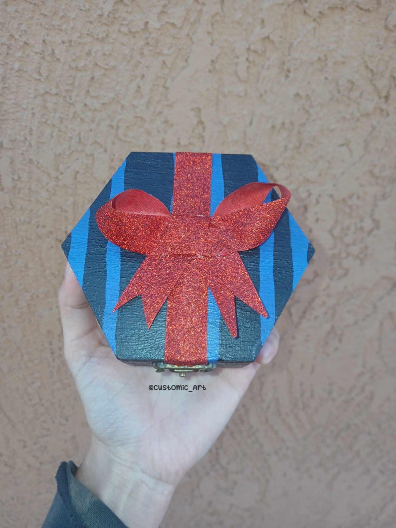 Coraline Button Trinket/jewelry Box, Handpainted Wood Box - Etsy