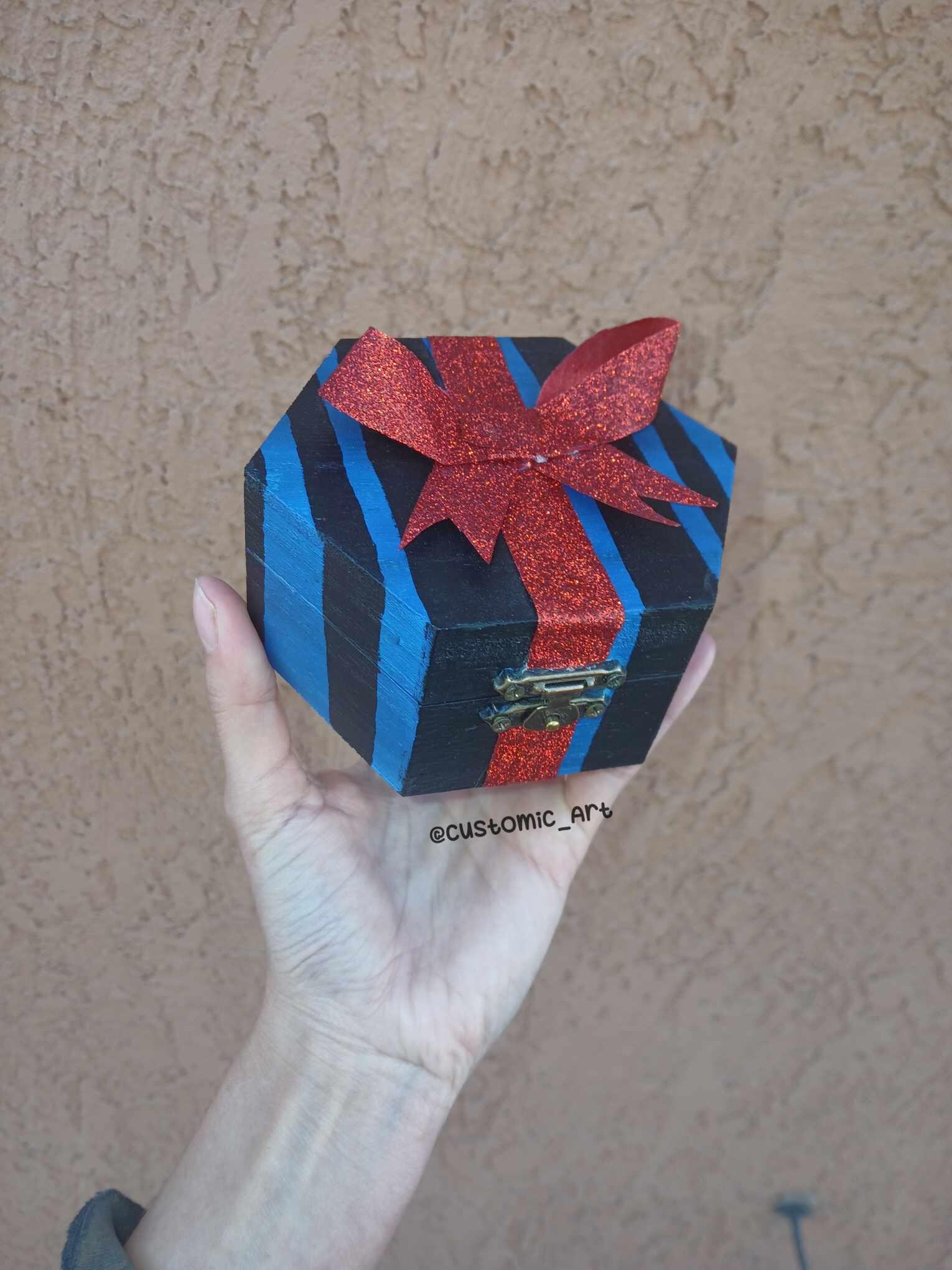 Coraline Button Trinket/jewelry Box, Handpainted Wood Box - Etsy