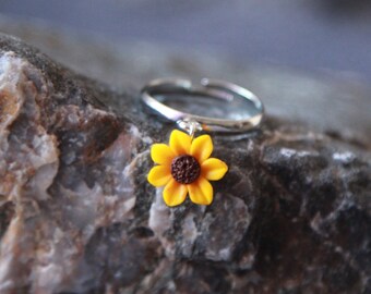 Yellow Flower Ring | Etsy