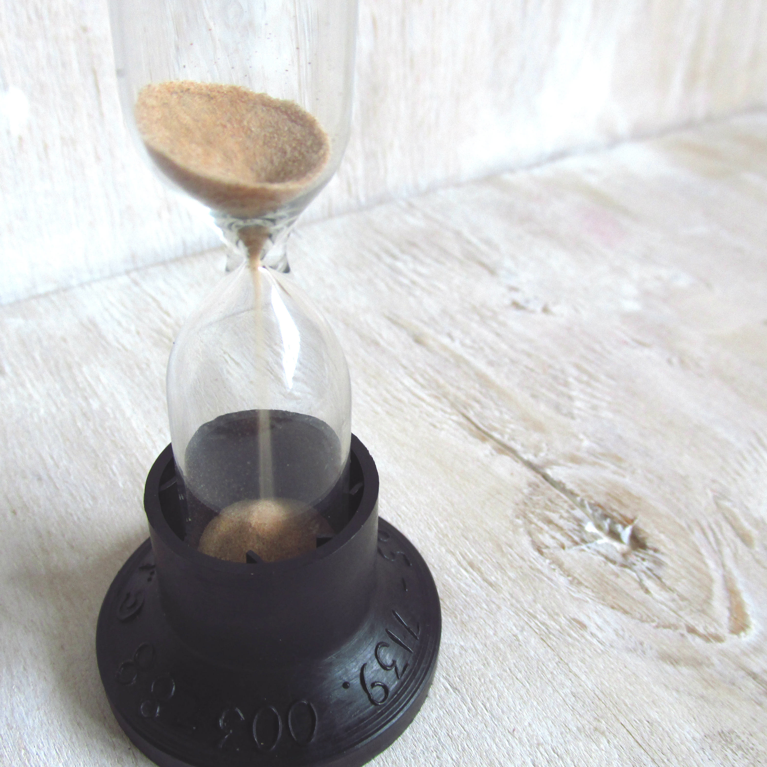 Hourglass Antique Clock - Etsy