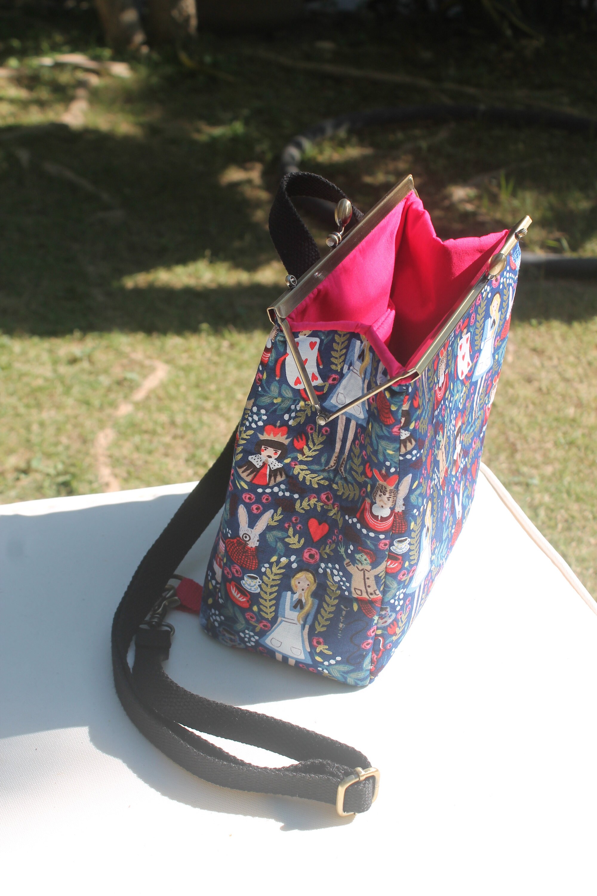 Alice in Wonderland Kiss Lock Convertible Backpack or - Etsy
