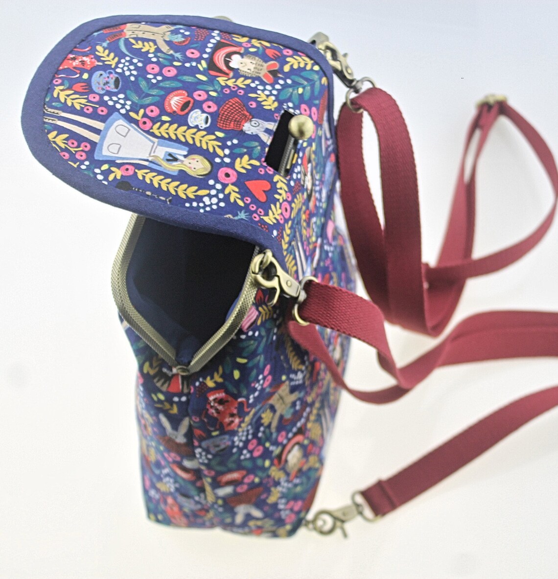 Alice in wonderland convertible kiss lock backpack or handbag | Etsy