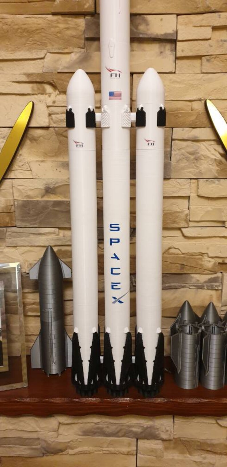SpaceX Falcon Heavy 1:76 scale 84cm/33inch tall. Free Starship | Etsy