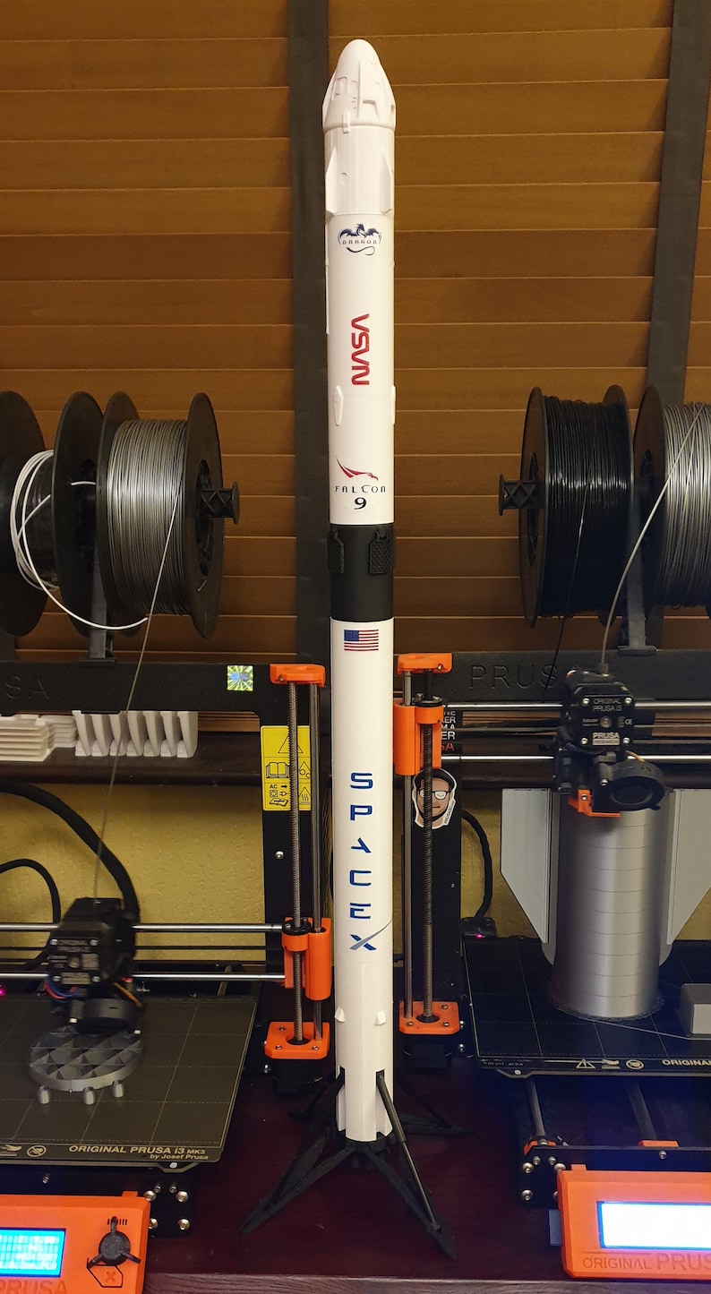 Spacex Falcon 9 With Dragon Capsule - 1:76 Scale 84cm/33inch Tall ...