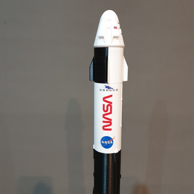 Spacex Falcon 9 With Dragon Capsule - 1:76 Scale 79cm/31inch Tall ...