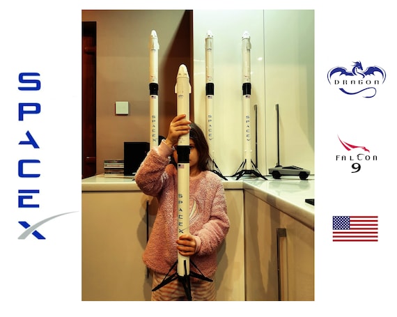 SpaceX Falcon 9 with Dragon Capsule 1:76 scale 84cm/33inch | Etsy