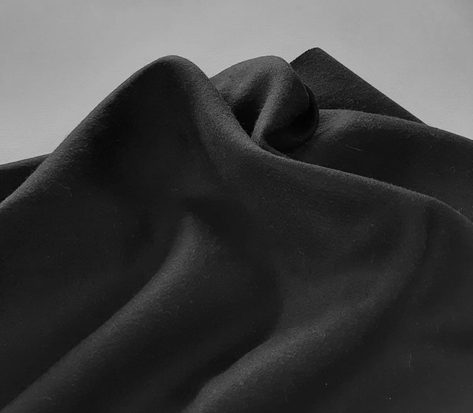 Sample: Alpaca Wool Fabric, 100% Alpaca, Vicuña-like, Clothing, Black ...