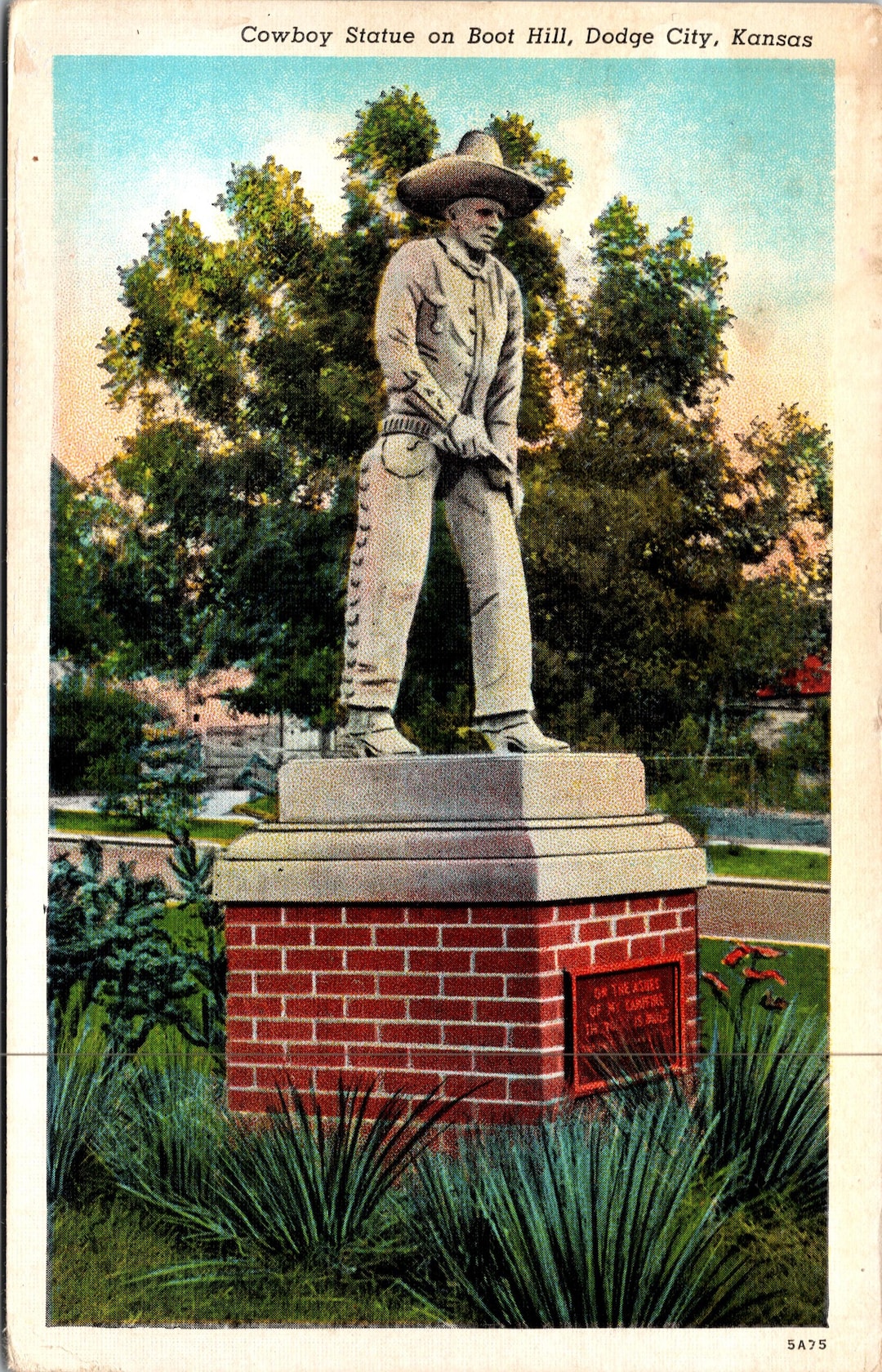 Cowboy Statue on Boot Hill Dodge City Kansas KS Postcard L3 - Etsy