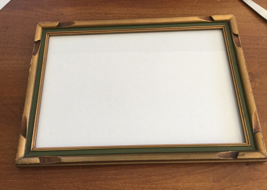 Vintage Carved Wood Wall Frame, Gold Paint With Green Trim. 11.75 X 8 ...