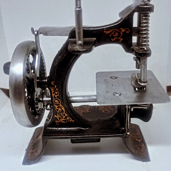 Toy Sewing Machine - Etsy