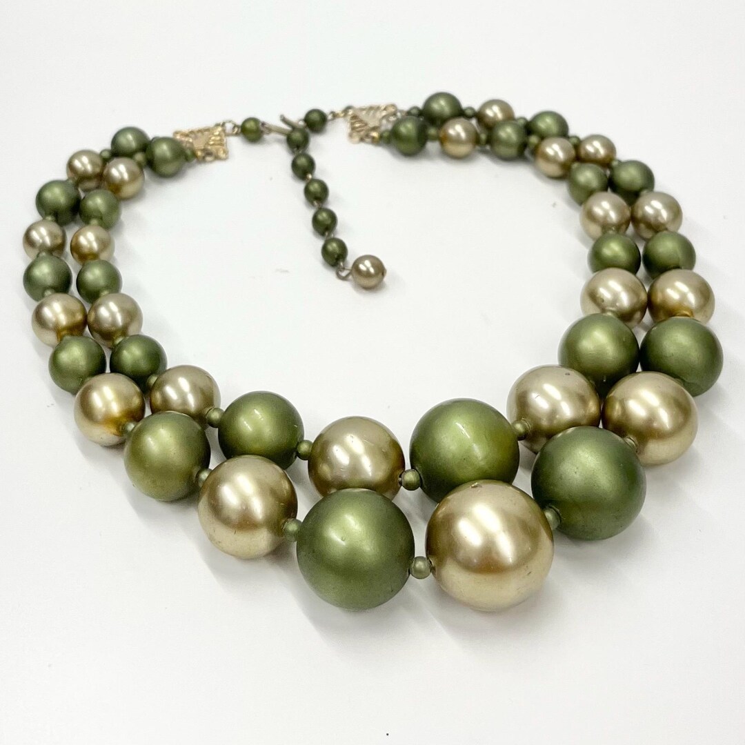 Vintage Chunky 2 Strand Light Weight Two Tone Green Faux Pearl ...