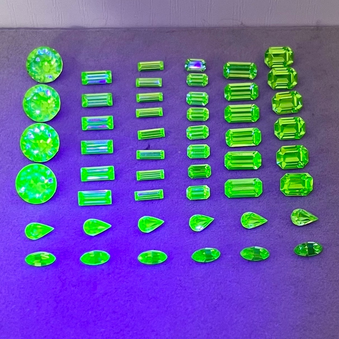 Pack of 50 Rare Uranium Vaseline Glass Swarovski Crystals 8 Different ...