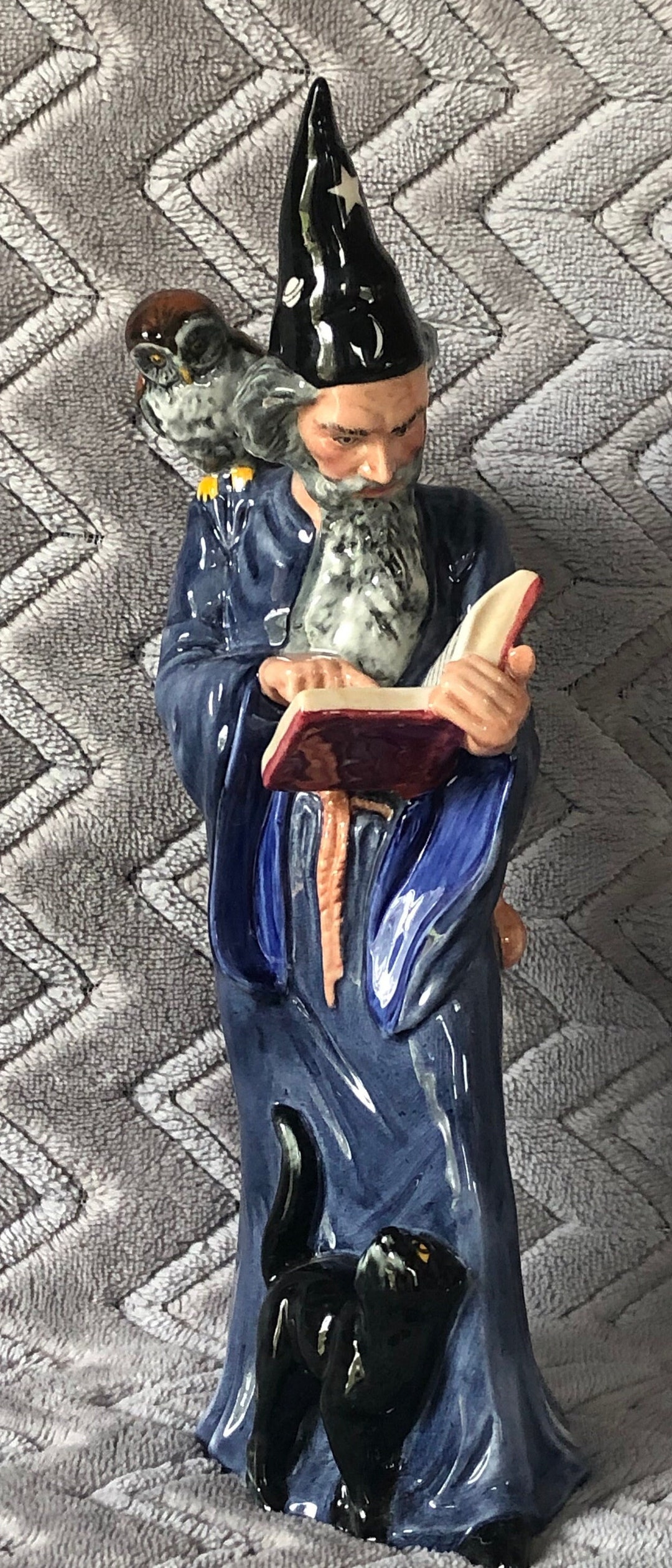 The WIZARD - Royal Doulton 1978 - Retired HN 2877 - Etsy