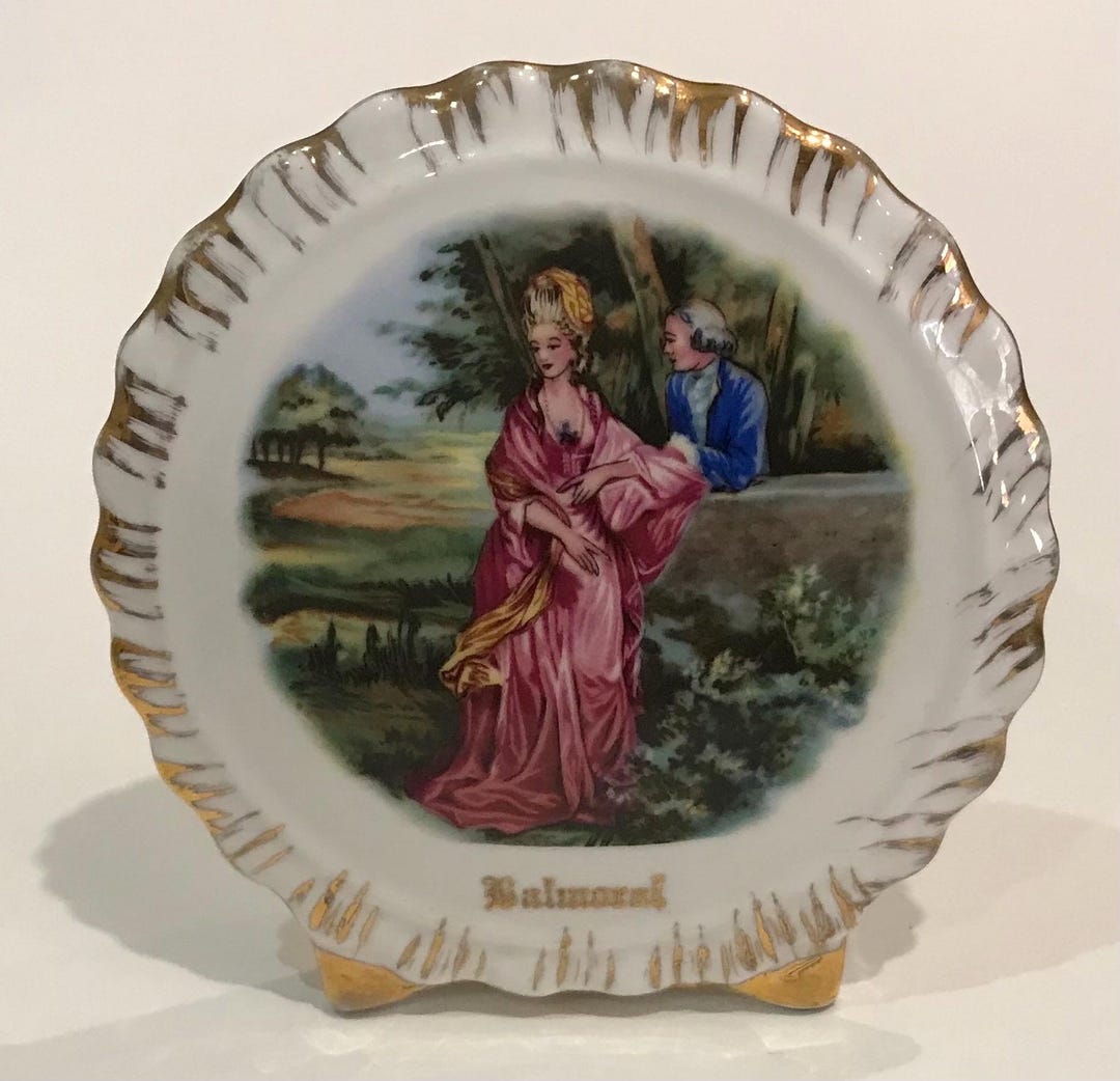 Vintage (c1960’s) Circular Fine Bone China Pocket Vase, Romantic Scene ...