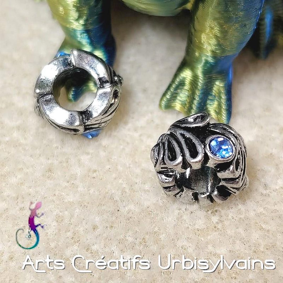 Set of 2 Ornate Silver-plated Metal Beads With Blue Rhinestones for a ...