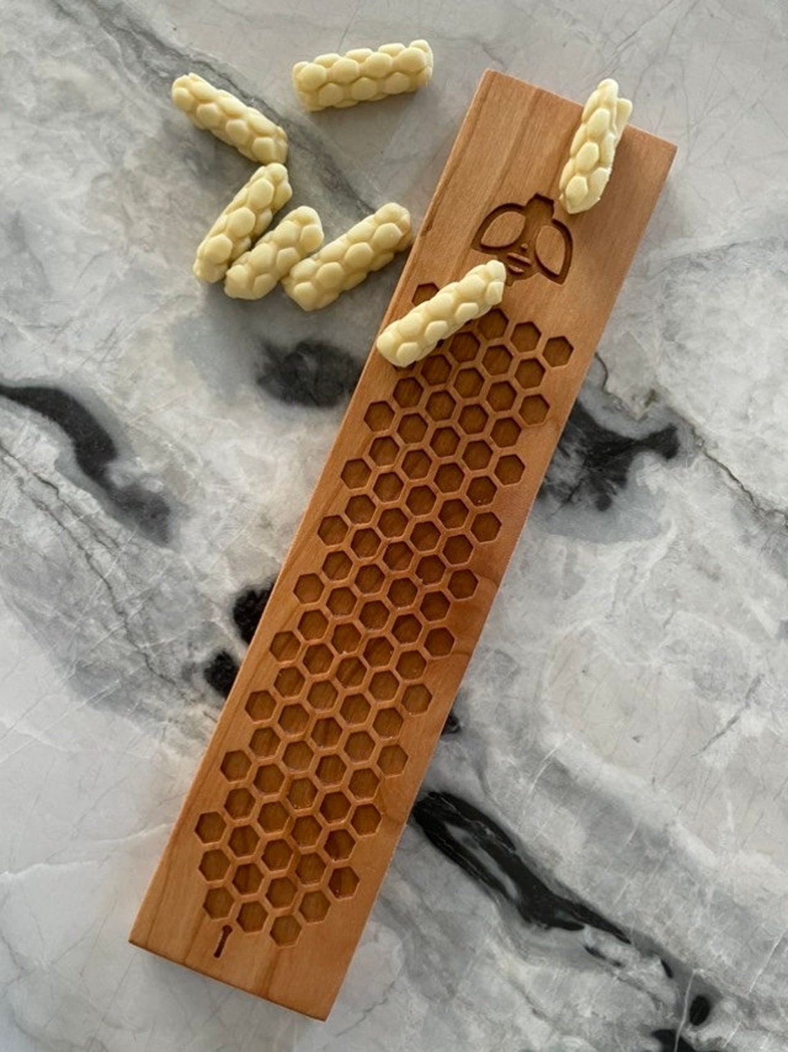 Honeycomb Wood Pasta Texture Board – Gnocchi & Pasta Texturing Tool - Etsy