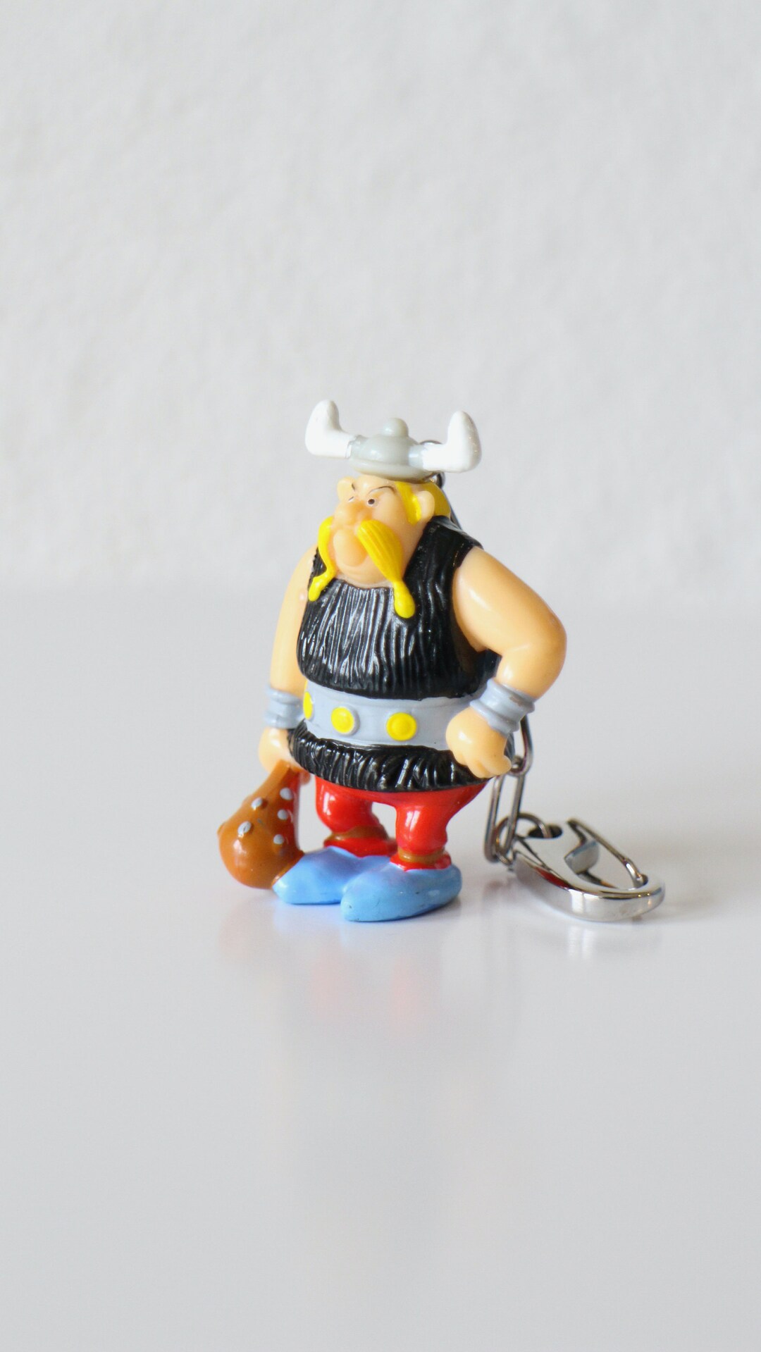 Asterix and Obelix Character Key Ring With Carabiner and Silver ...