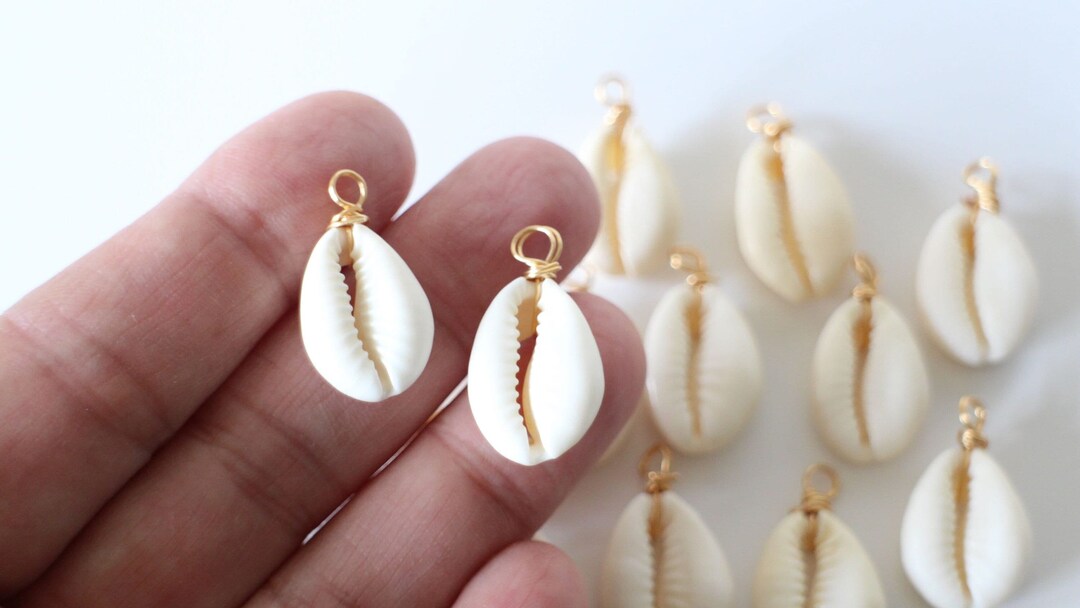2 Natural Cowrie Shell Pendant Charms With 18K Gold-plated Metal Wire ...
