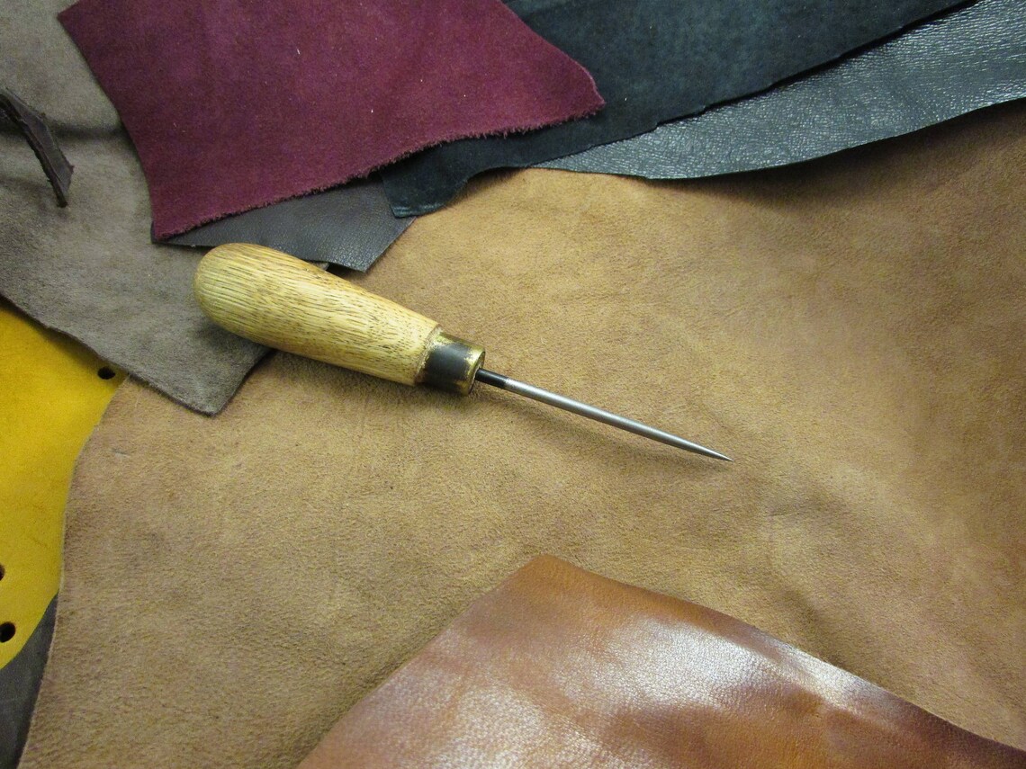 Handforged awl. Cobbler's awl. Leather tool. Wood carving | Etsy