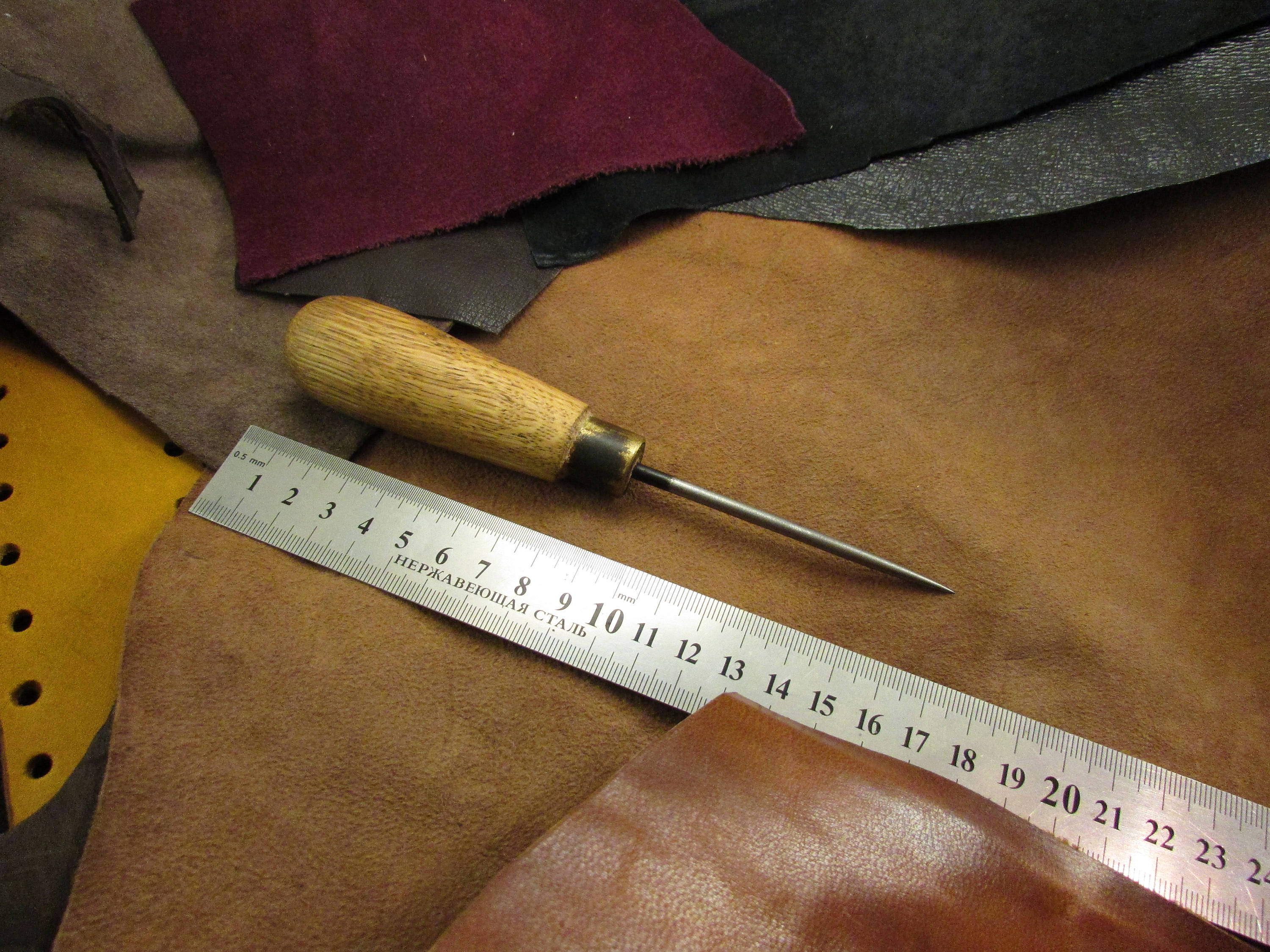 Handforged awl. Cobbler's awl. Leather tool. Wood carving | Etsy