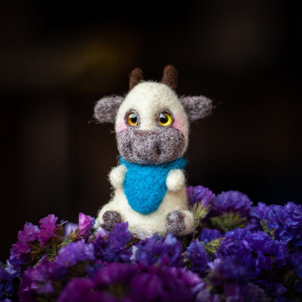 Needle Felted Cow - Etsy