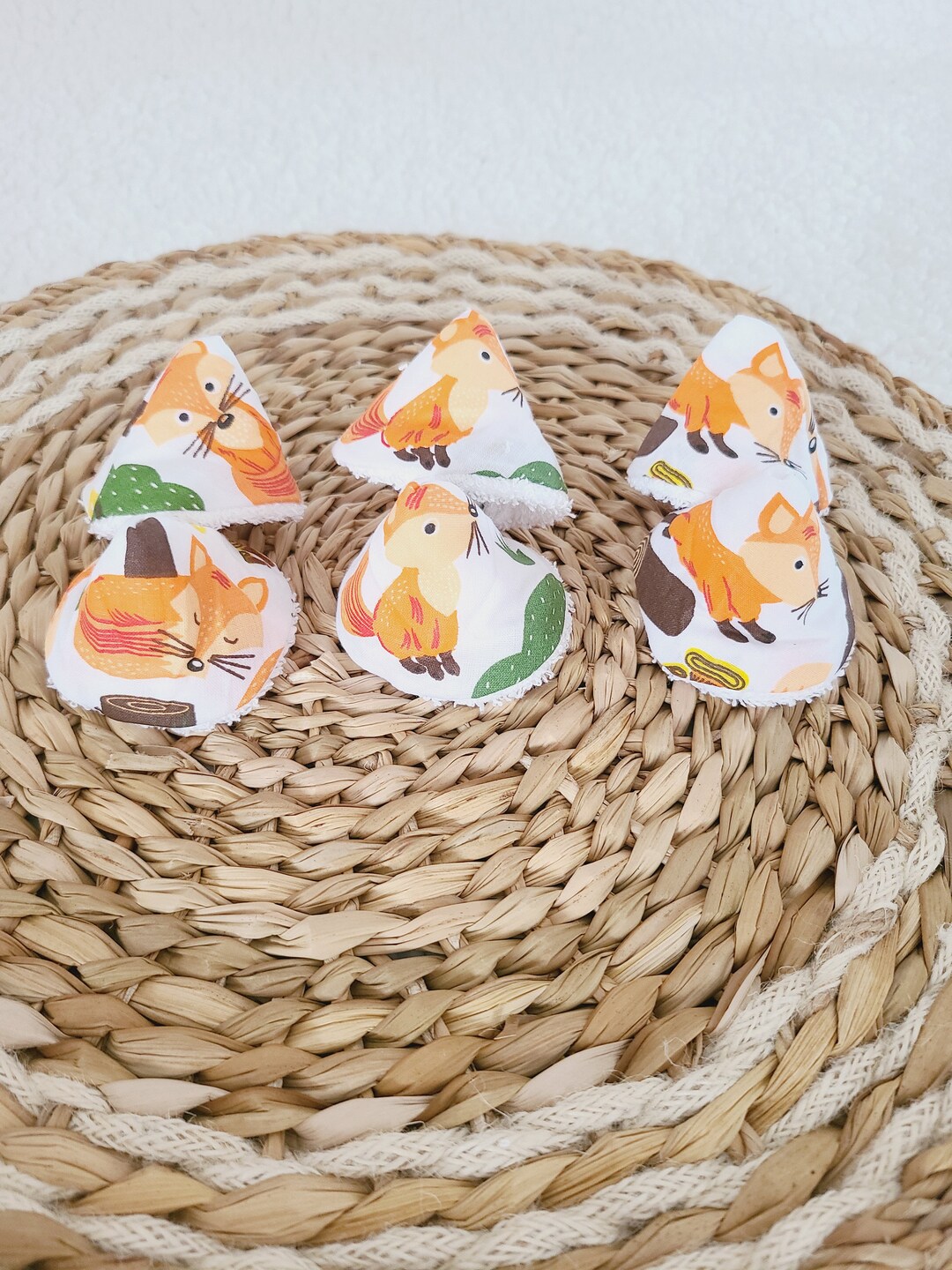 6 Pee Teepees, White Terry Cloth Triangles and White Cotton Fox Pattern ...