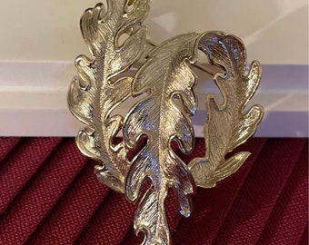 Lisner Leaf Brooch | Etsy