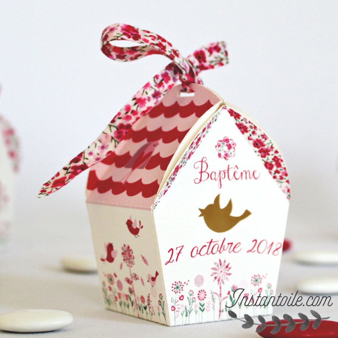 Livery Box Mounted Nest Box birds and Liberty Phoebe Red | Etsy