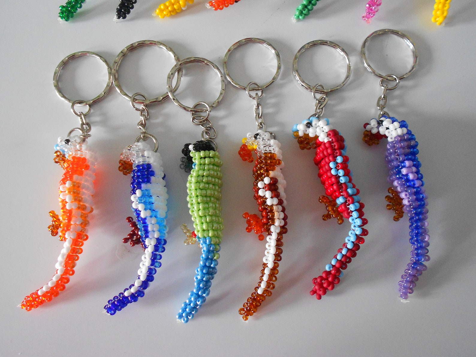Porte clés Perroquets en perles de rocailles. | Etsy