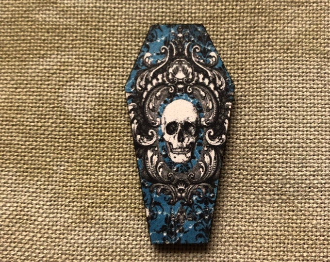 Skull Coffin | Wooden Needle Minder | Cover Minder - Etsy