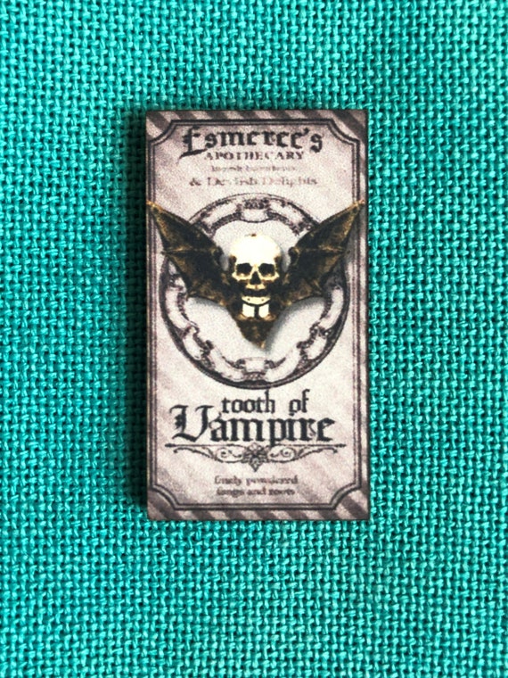 Tooth of Vampire Apothecary Label Wooden Needle Minder - Etsy