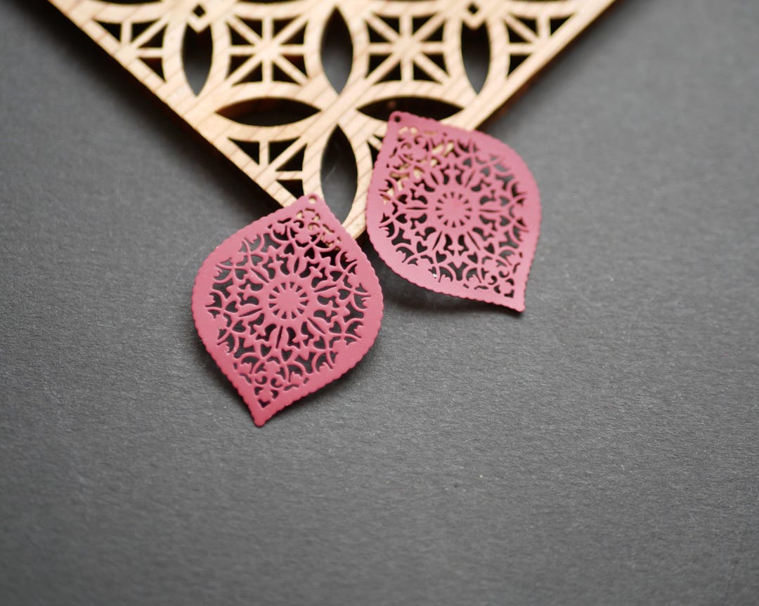 X2 Drop Shaped Filigree Pendant in Burgundy Red Metal, Brass Jewelry ...