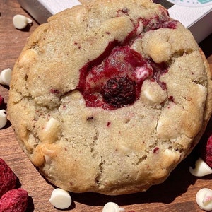 Raspberry White Chocolate Cookie/gourmet Cookie Recipe/ Dessert Recipe ...