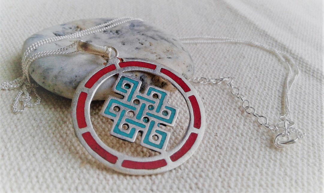 Endless Knot Pendant and 925 Silver Chain Jewelry From Nepal Tibet-zen ...
