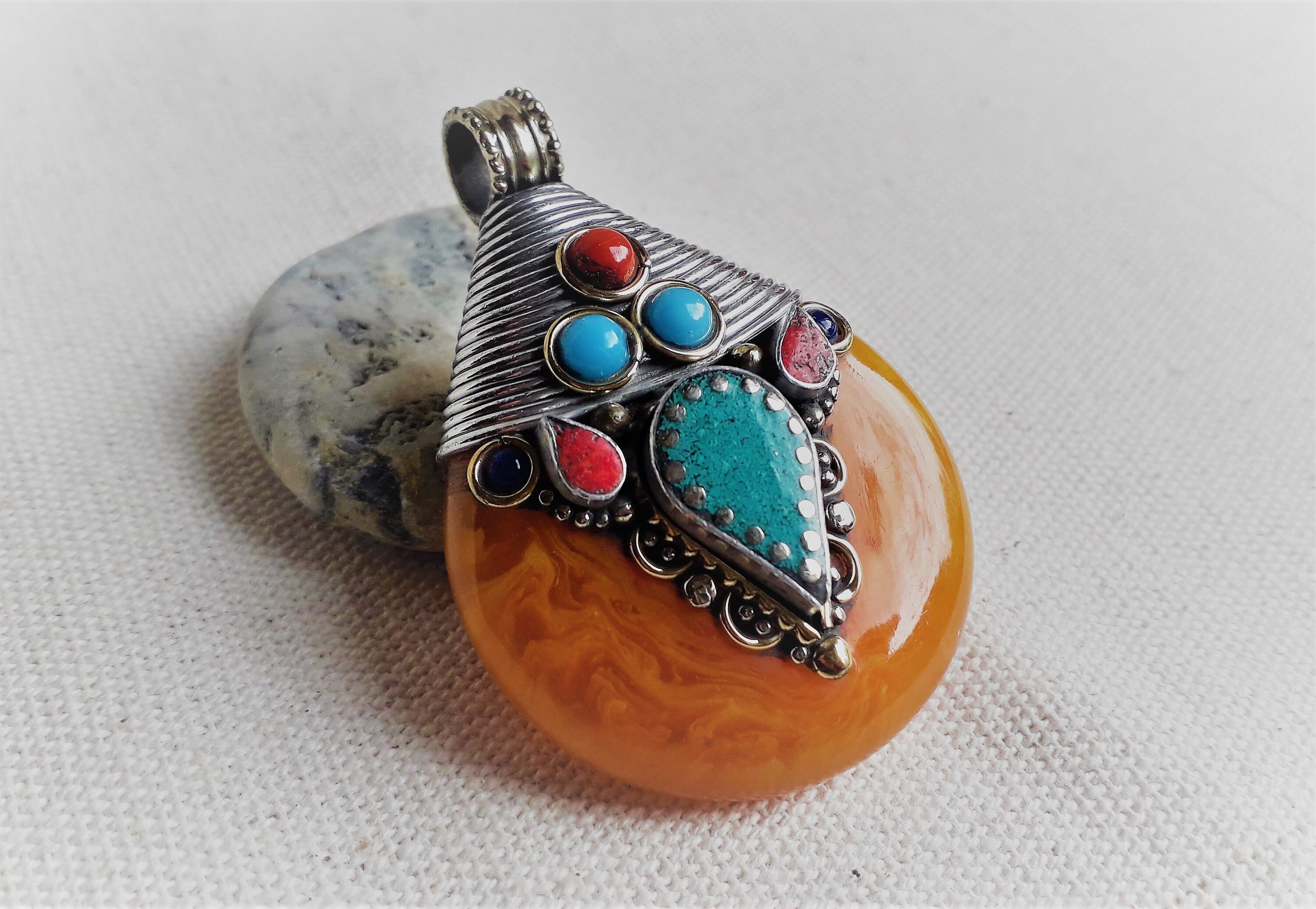 Ethnic pendant Nepal Tibet-Hand Hamsa-Turquoise Coral Lapis | Etsy