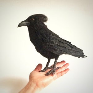 Realistic Raven Halloween Decor, Needle Felted Wool Raven Sculpture. - Etsy