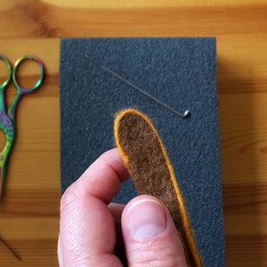 Needle Felted Bird Wings & Tail Craft Tutorial: Wool Wings Making Guide ...