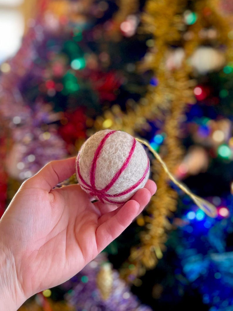 Bola decorativa para árvore de Natal, enfeite de lã feltrada com agulha ...