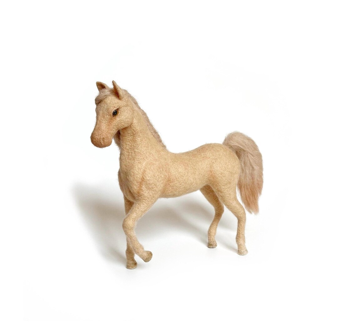 Realistic Beige Isabelline Colour Wool Horse, Needle Felted Equestrian ...