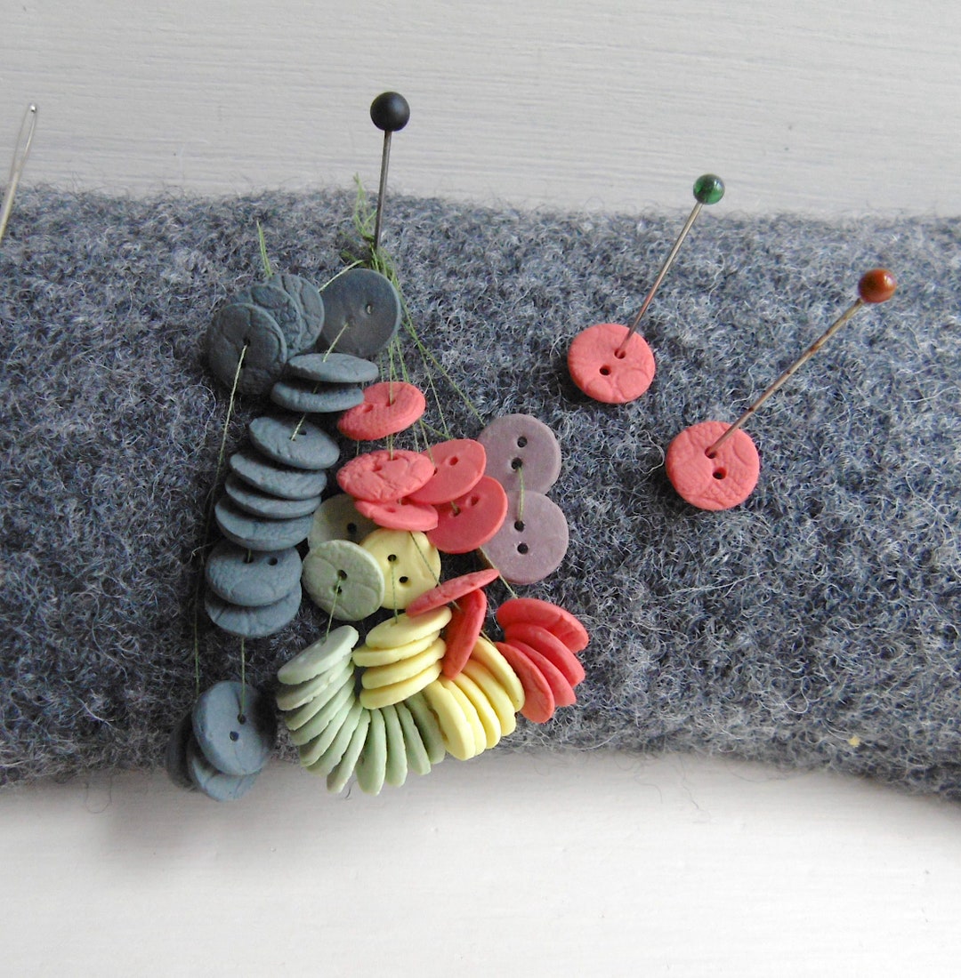 VERY SMALL BUTTONS in Colored Porcelain 10 Small Delicate Buttons for ...