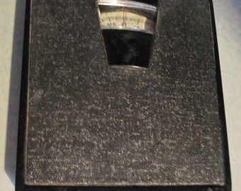 Bathroom Scale Retro - Etsy