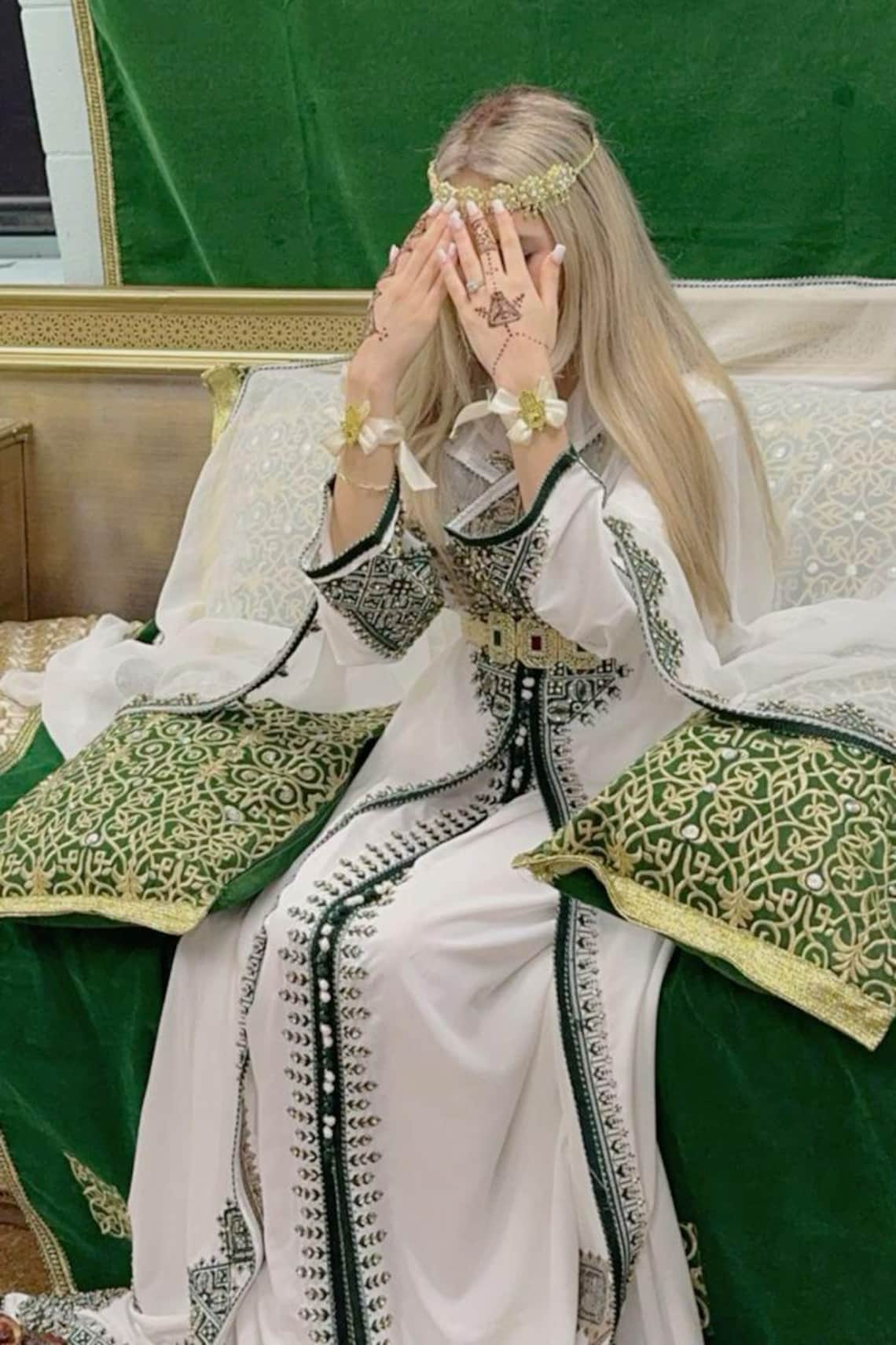 Caftan Tarz Fassi Dress, White and Green Takchita, Bridal Dress ...