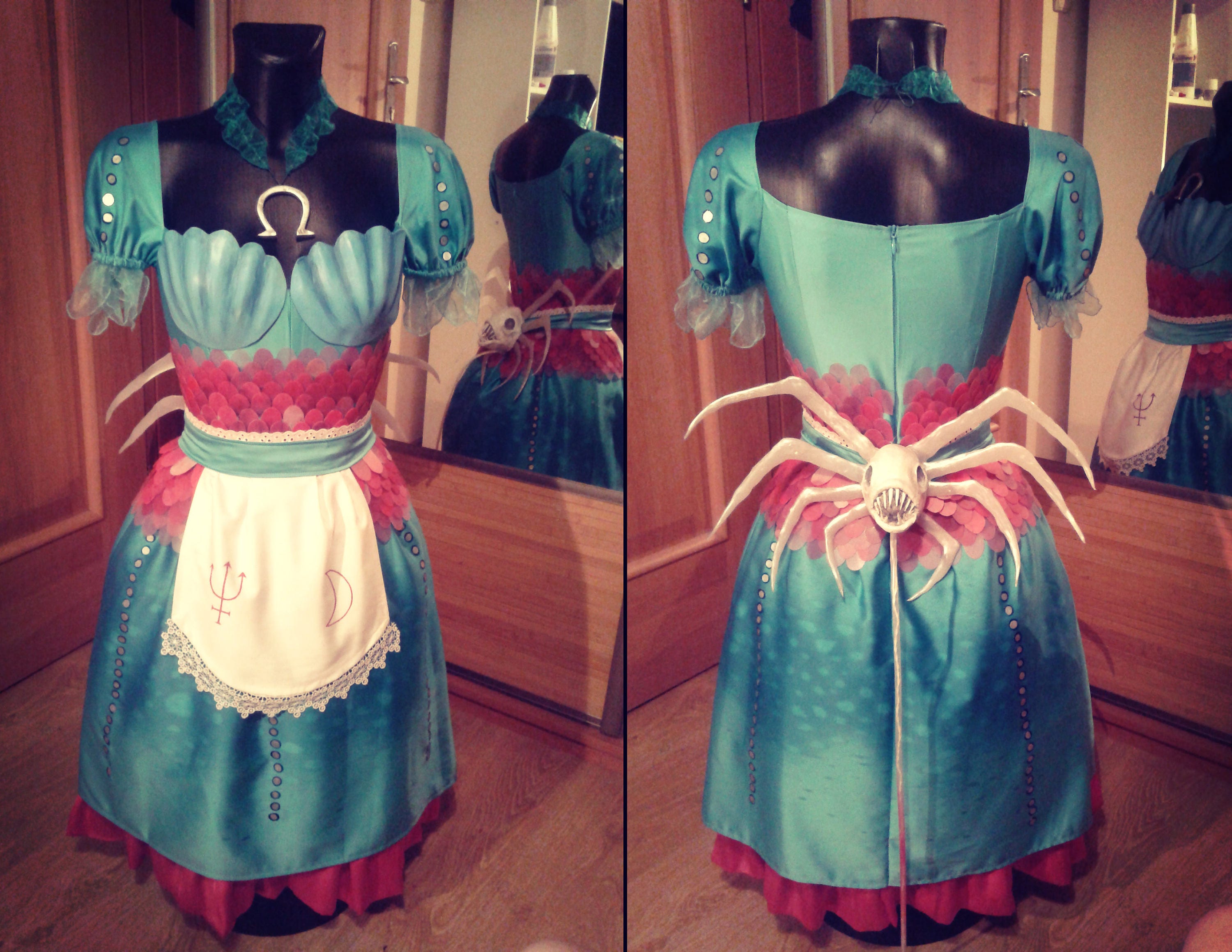 Alice Madness Returns Cosplay Siren