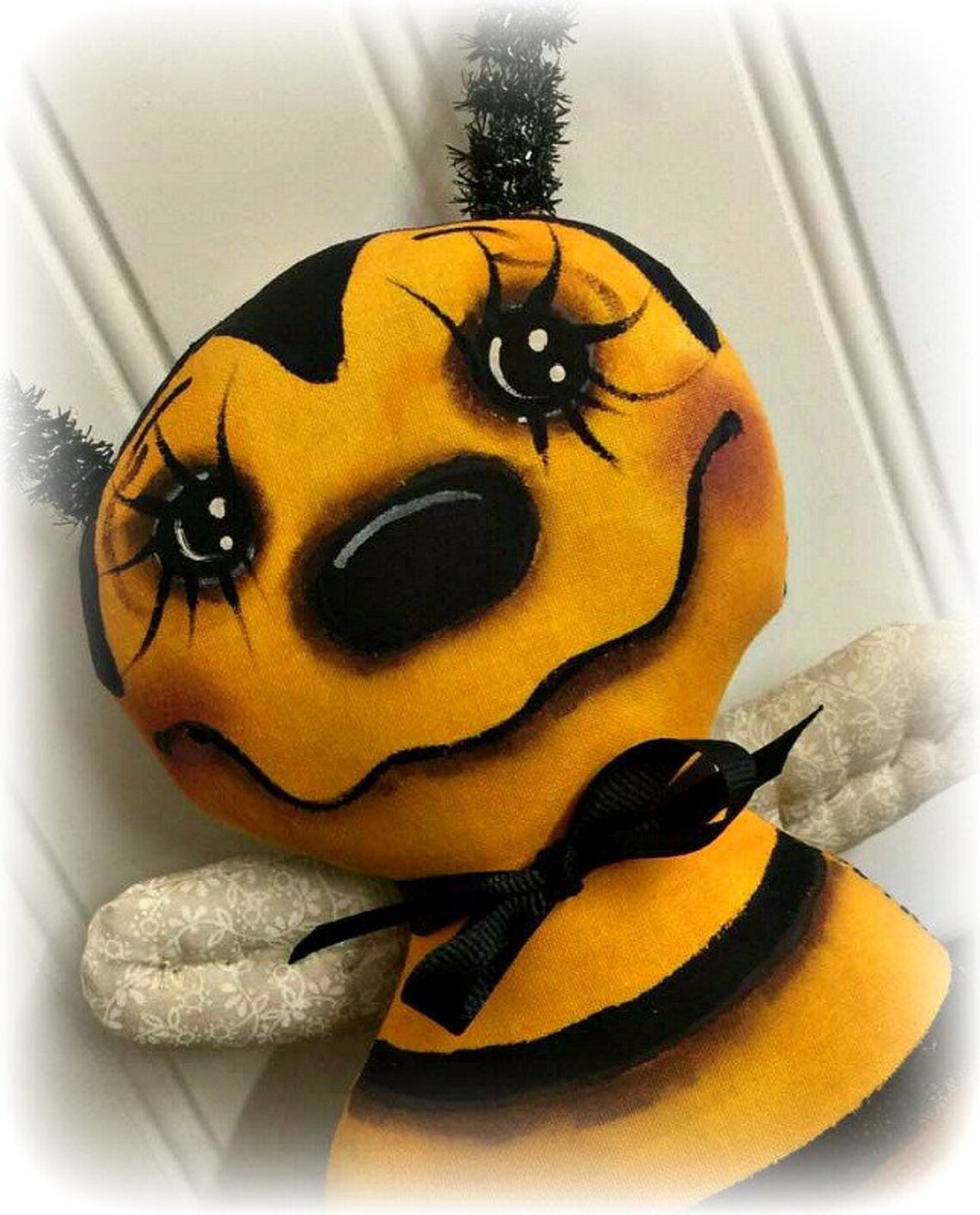 E Pattern, PDF Pattern, Digital Pattern, Bee Pattern, Primitive Bee ...