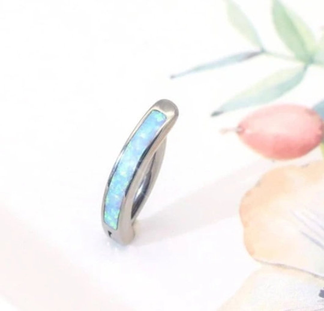 Belly Button Clicker/ Minimaliste Curved Bar Clicker/ - Etsy