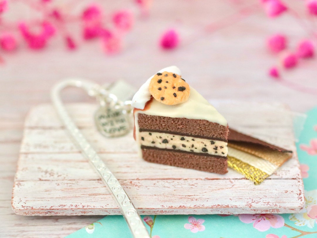 Realistic Chocolate Cookie Cake Bookmark Made of Polymer Clay Mounted ...